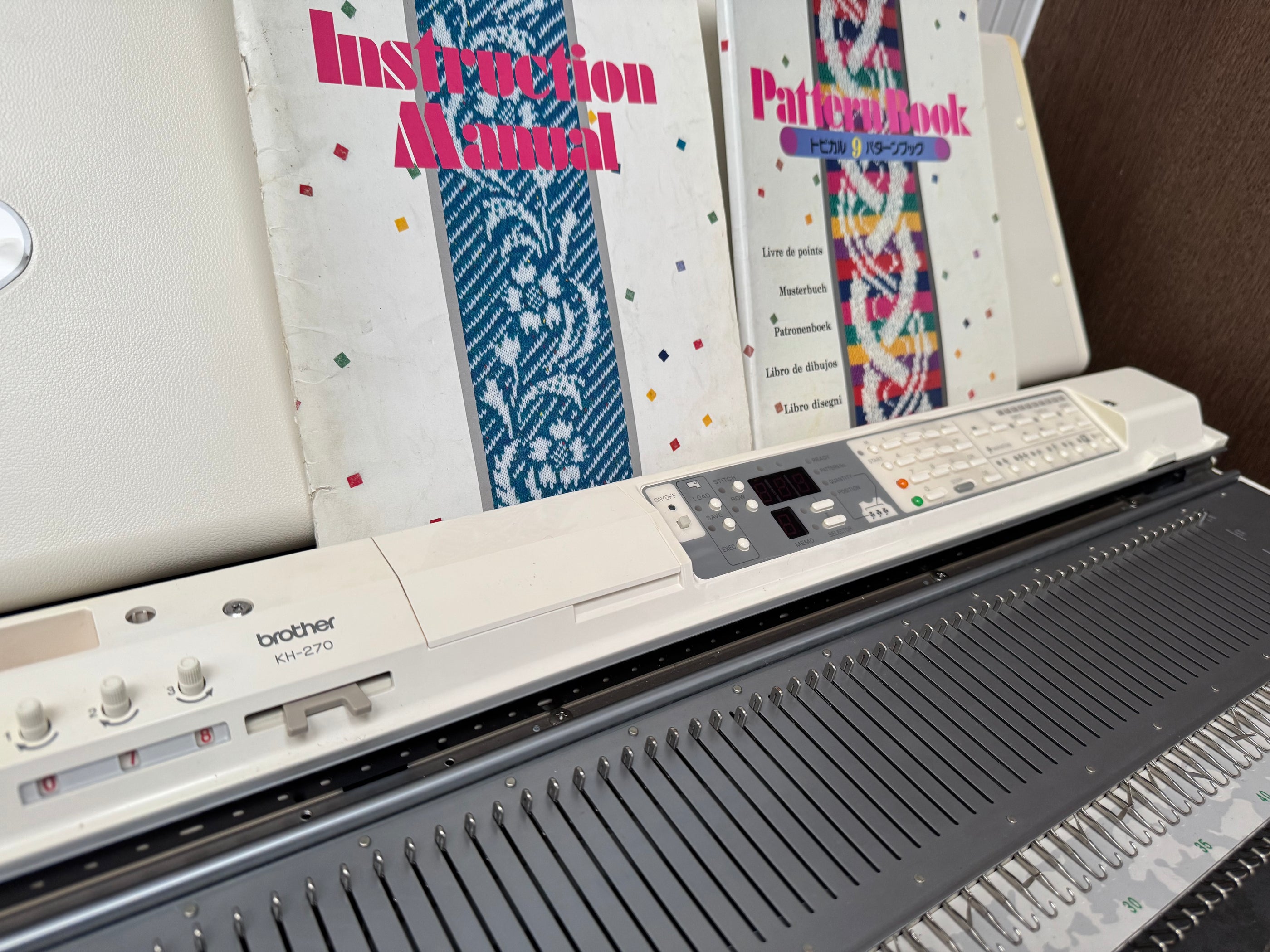 Home of Passap, Silver & Brother Knitting, Sewing & Embroidery machines ...